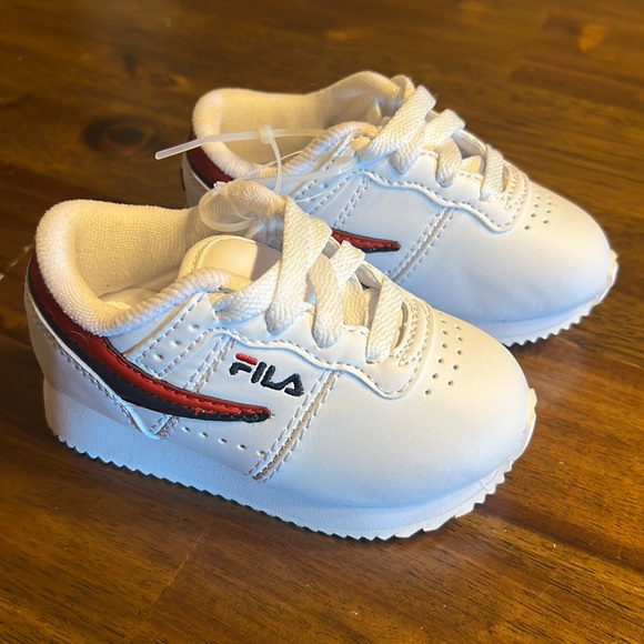 Fila | Shoes | Nwt Fila Toddler Sneakers 7 | Poshmark